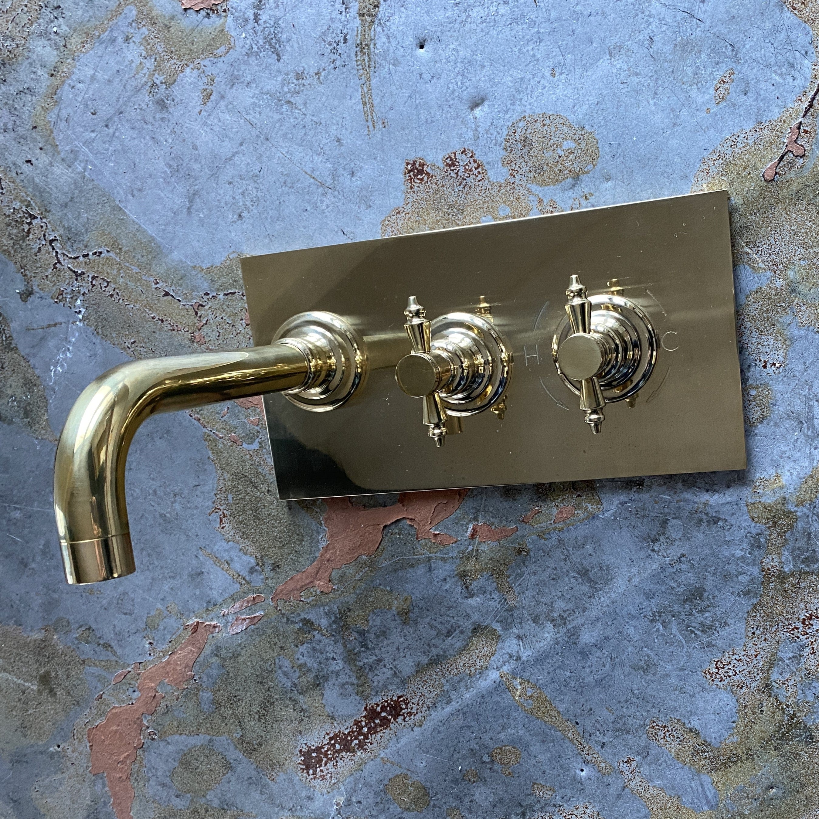 BT17 3 holes deck mounted basin tap solid brass – BespokeTaps