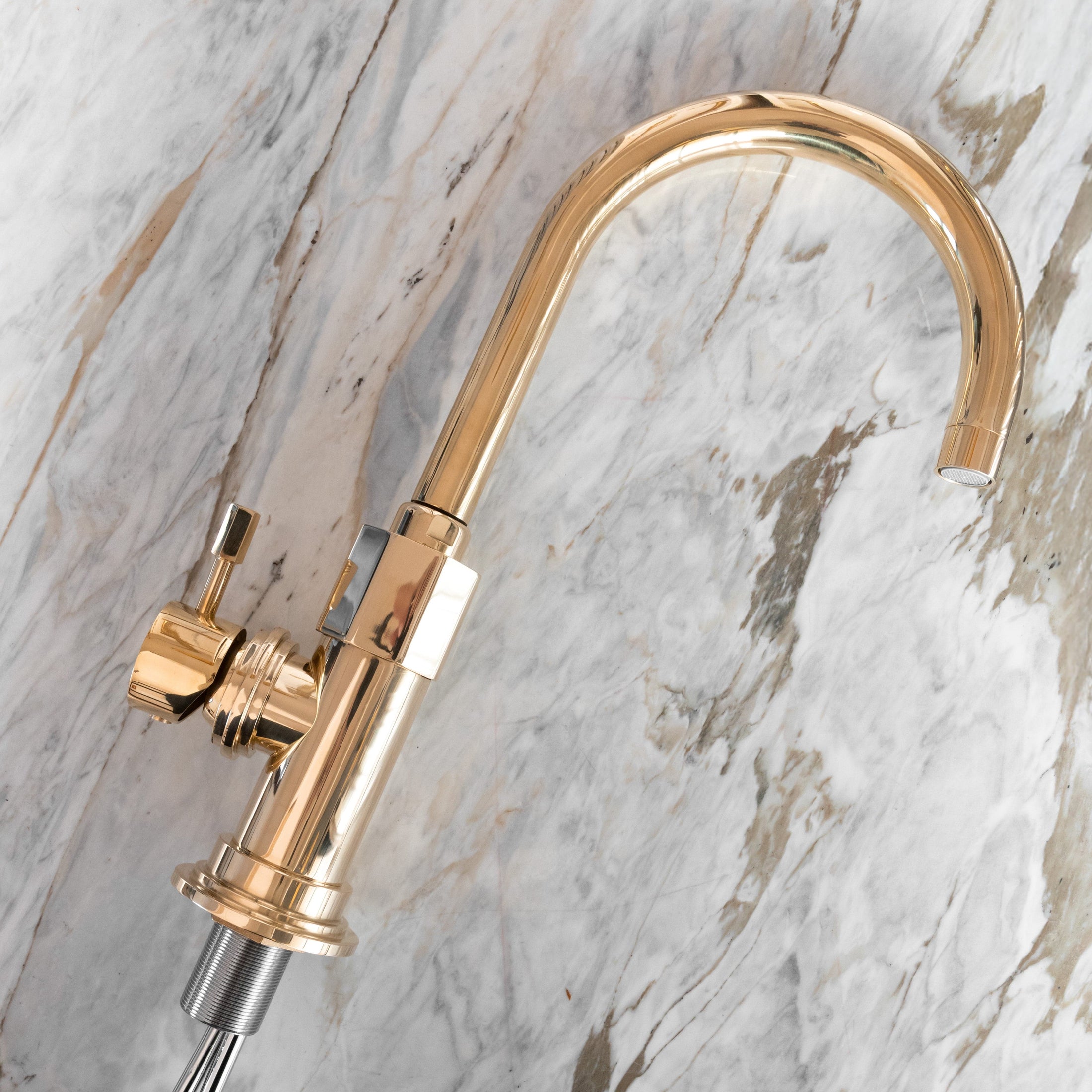 BT7C Timeless mixer tap with swivel curve spout – Francone Bespoke Taps