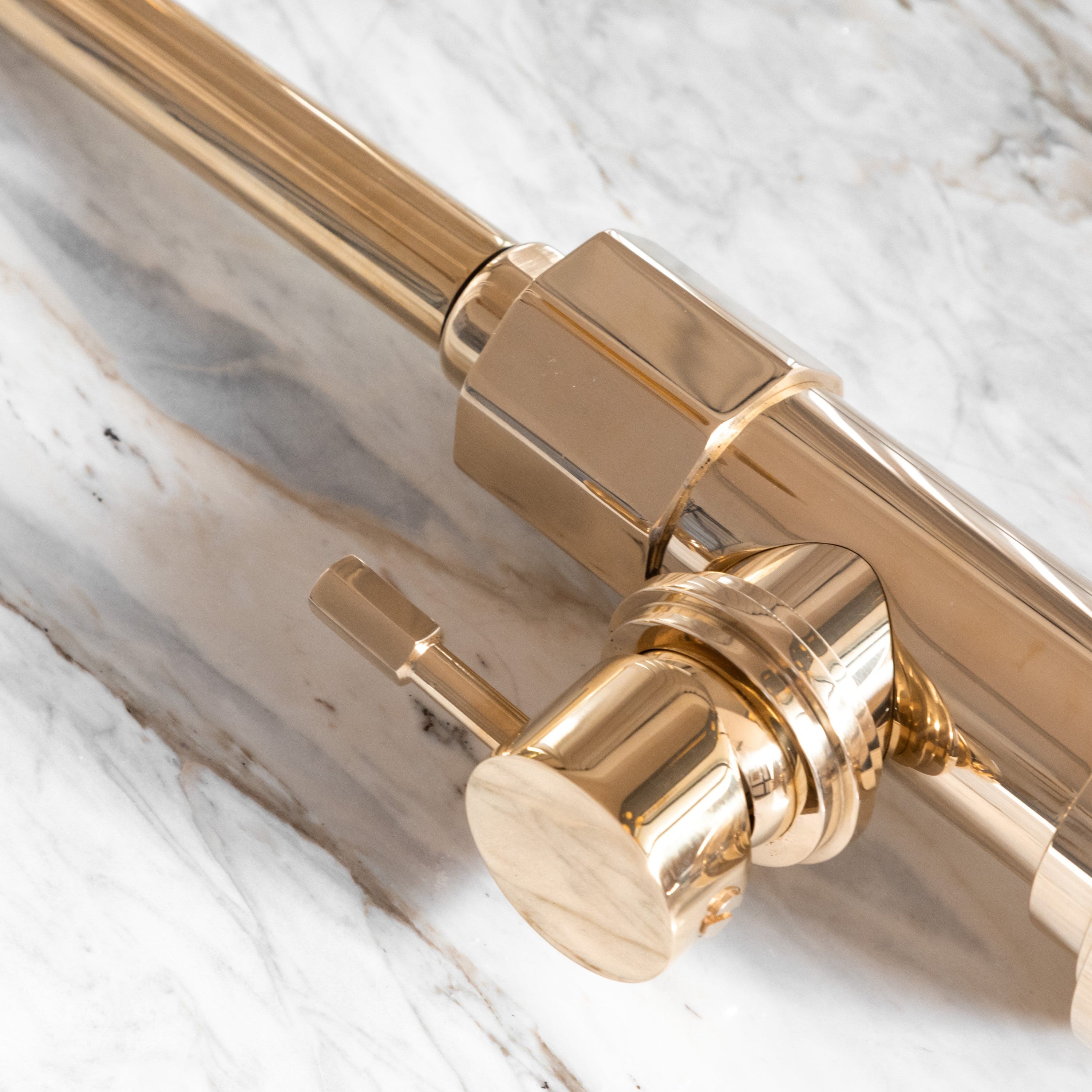 BT7C Timeless Mixer Tap with Curved Swivel Spout – Francone Bespoke Taps